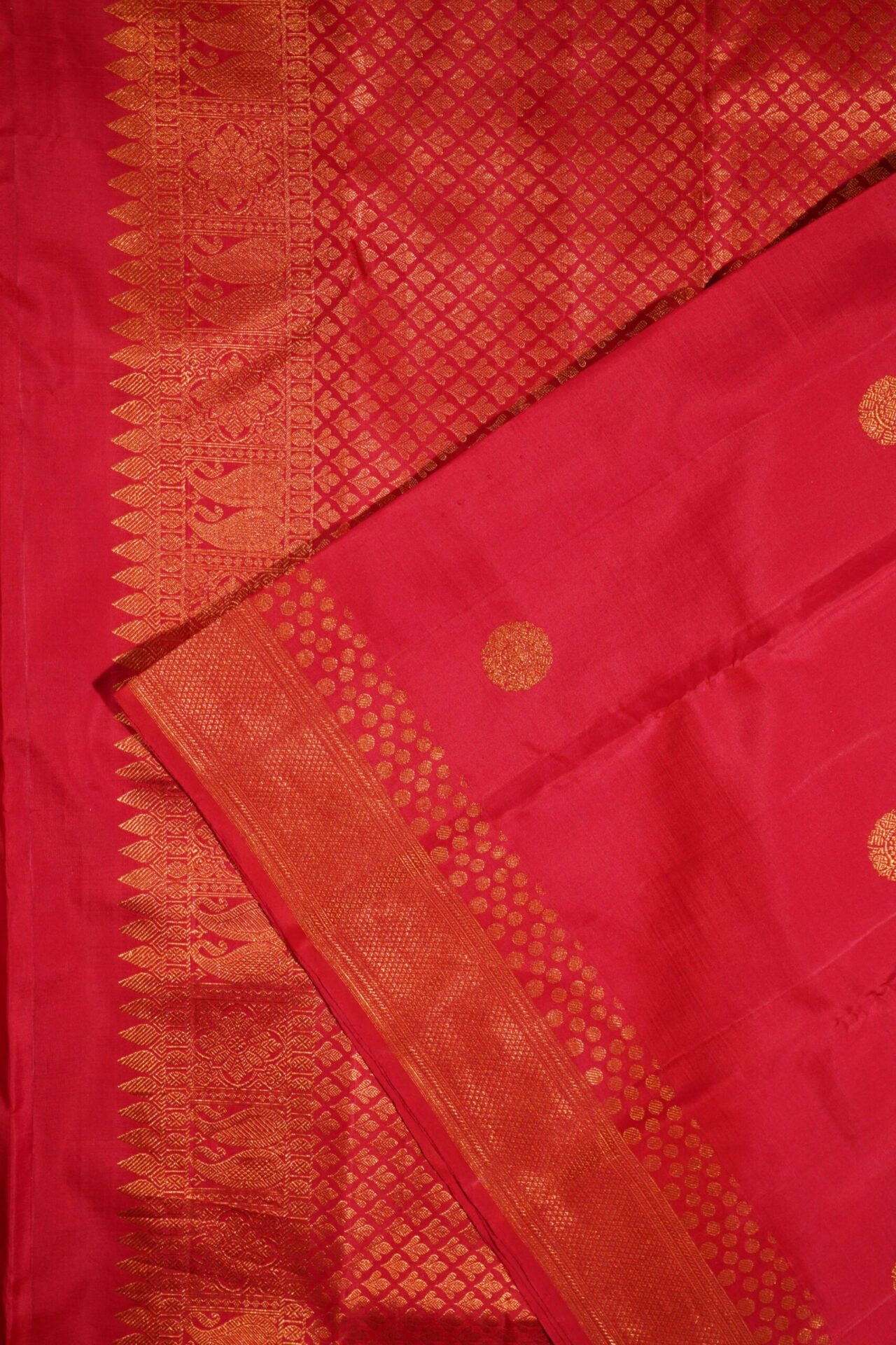 red kanjivaram, small butis and zari border